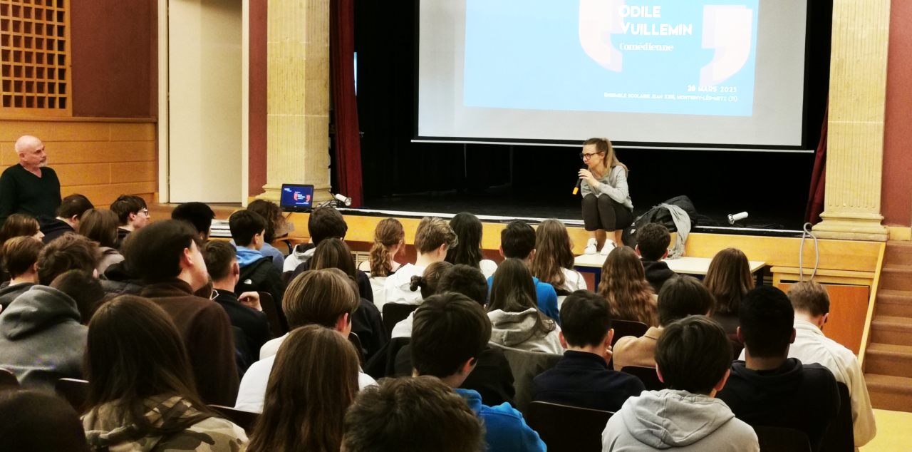 Odile Vuillemin - Un Artiste à l'Ecole